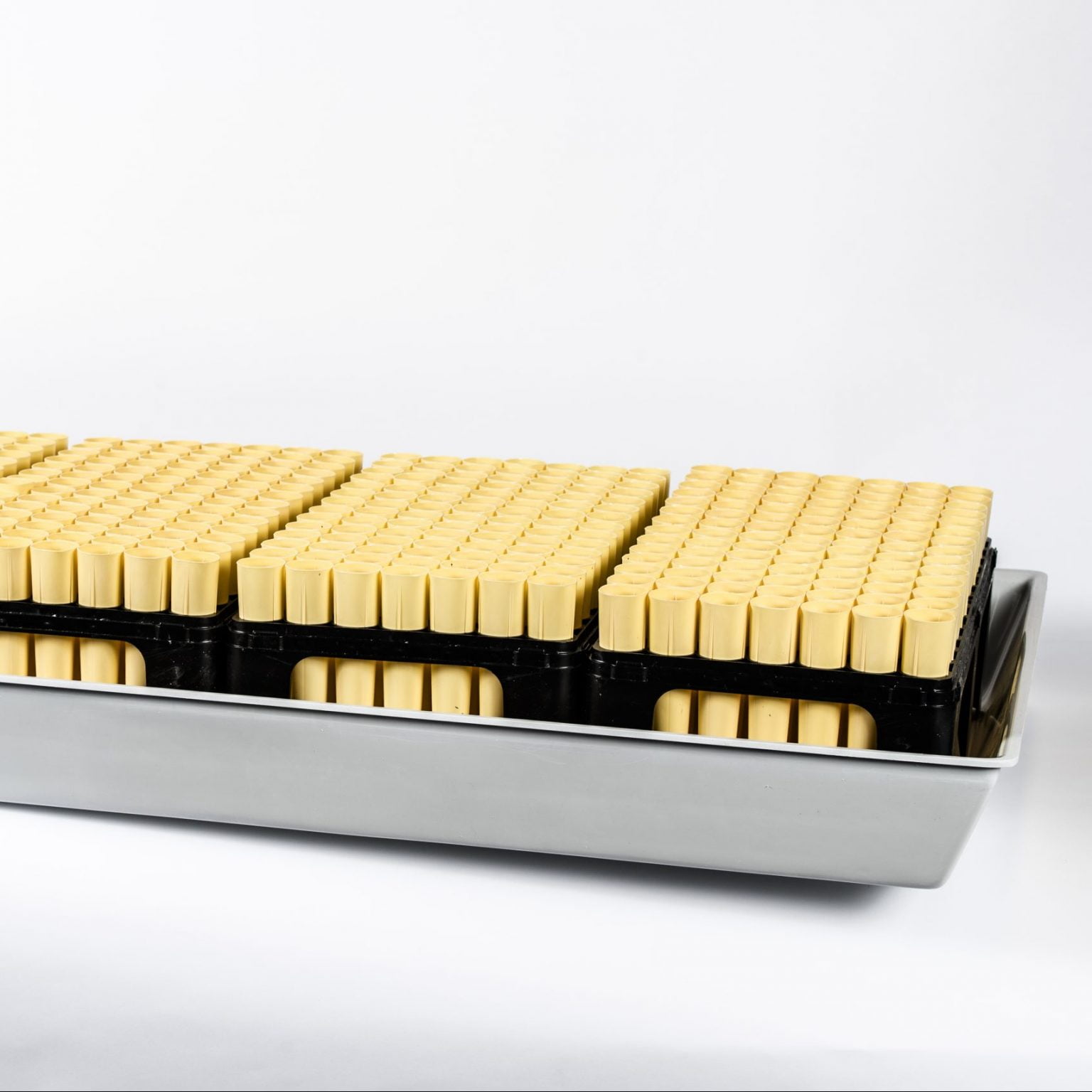 Deepot™ Cells & Trays - FLL - Large Flow Tray - Stuewe & Sons